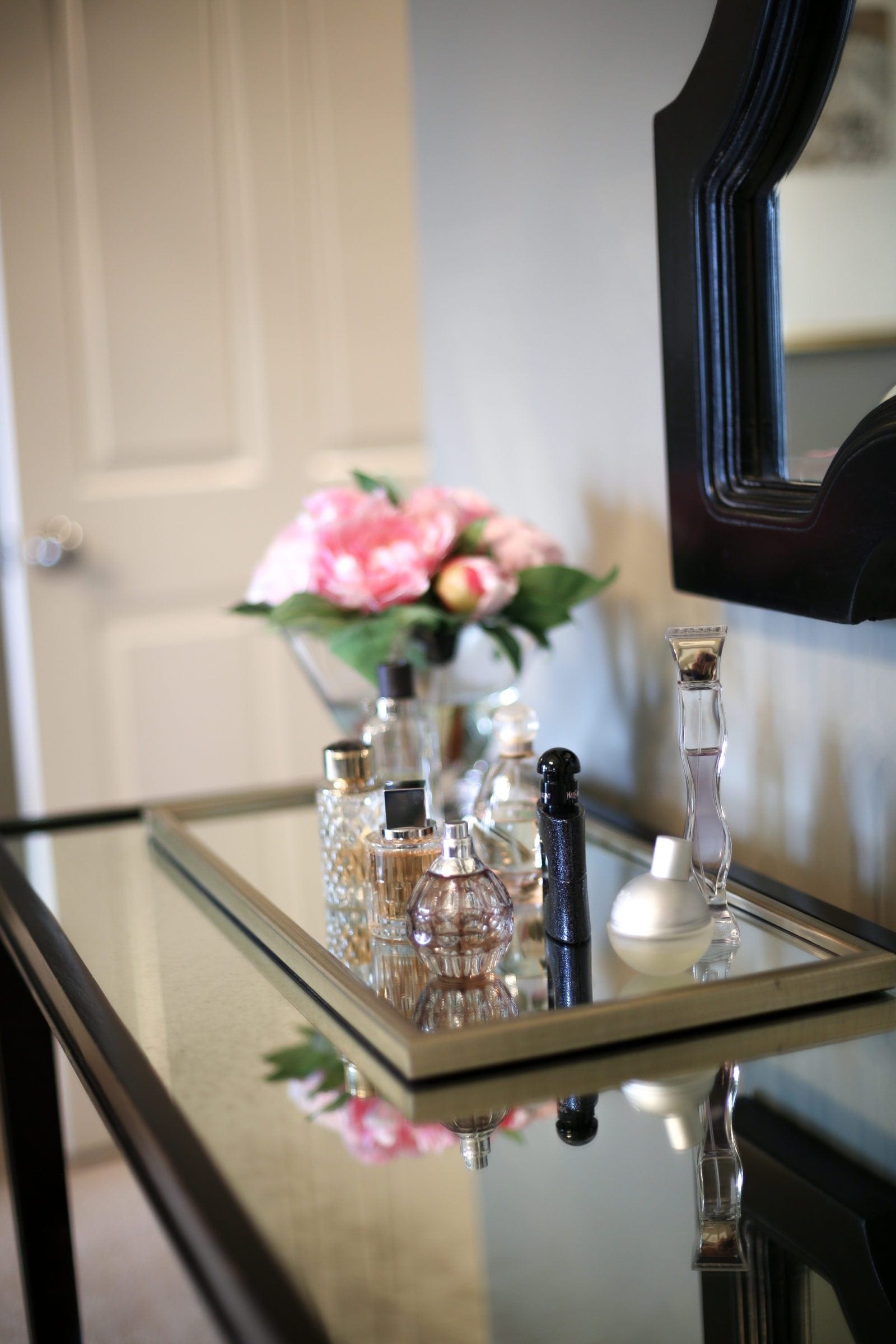 8 Perfumes for Elegant Woman | BlueGrayGal