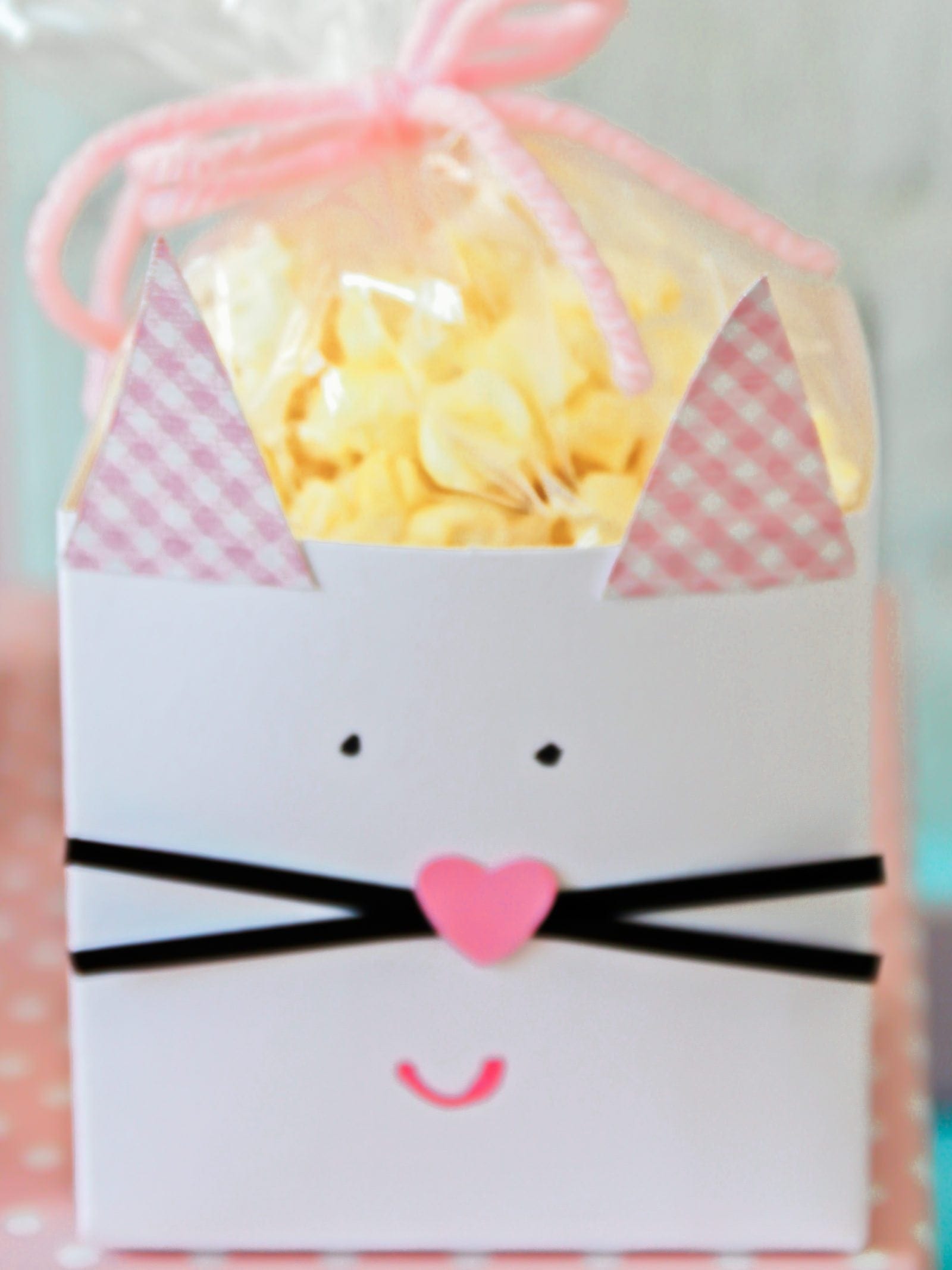 How to throw the best Kitten Party ever!