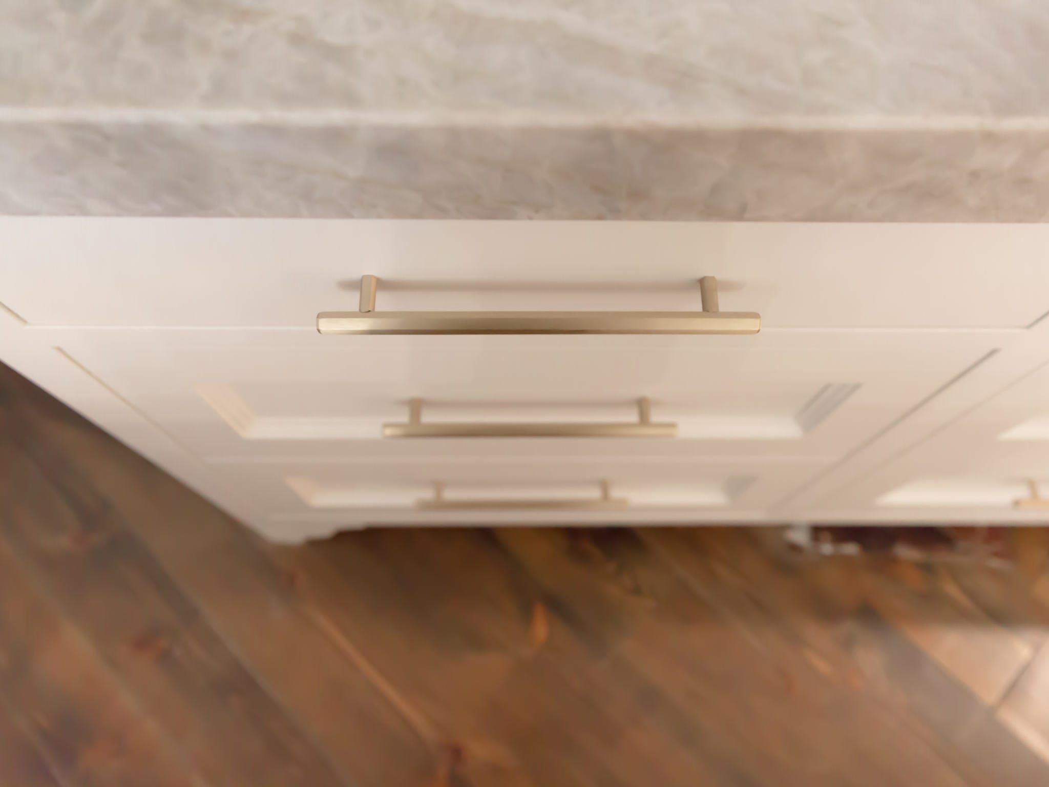 Choose Wisely! My Tips for Choosing Cabinetry Hardware | BlueGrayGal