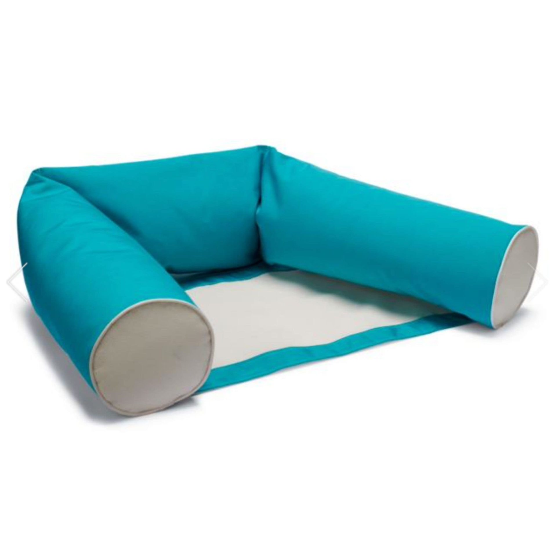 Top 3 Frontgate Pool Floats our Family Recommends! | BlueGrayGal