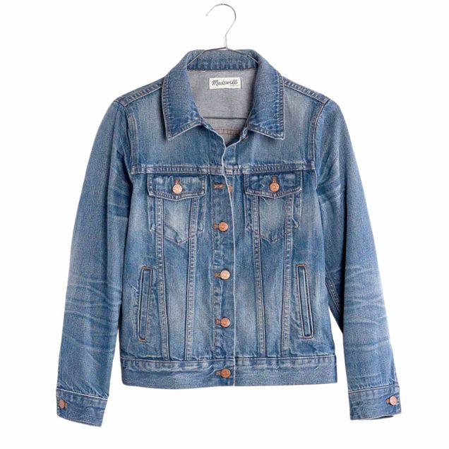 35 Easy & Stylish Gray Sweater Outfits! - BlueGrayGal