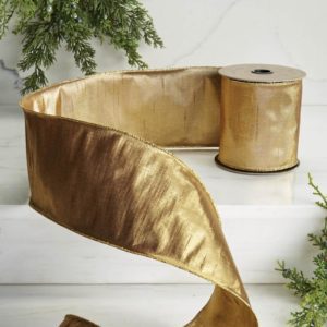 Burgundy and Gold Christmas Tree Ideas for a Classy Jolly Christmas ...